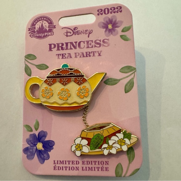 Disney | Accessories | Nwt Disney Parks Pin Moana Princess Tea Party ...